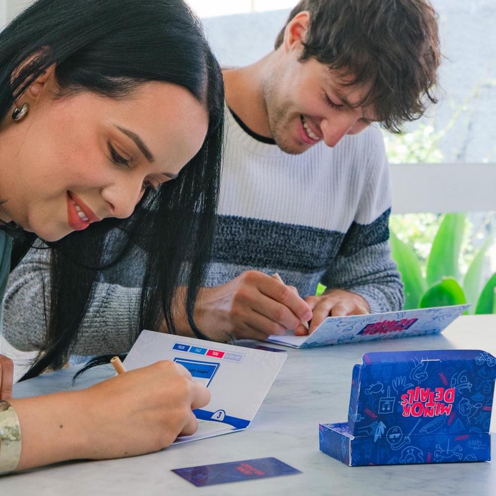 Juego de Mesa Hasbro Games Detalles en Talla | DelSol